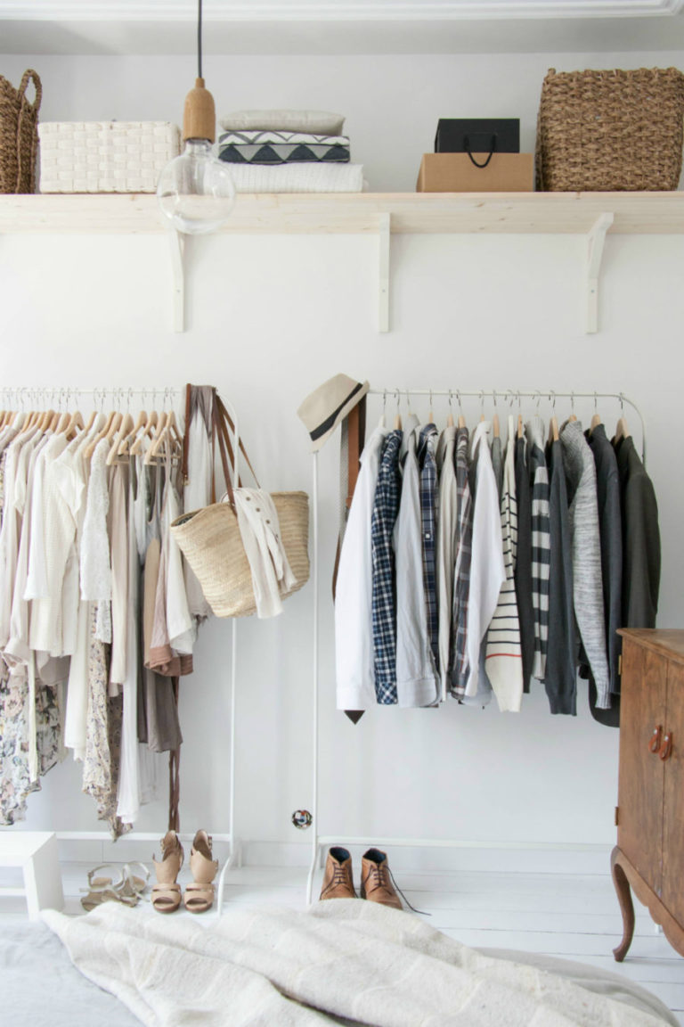 30 Chic and Modern Open Closet Ideas For Displaying Your Wardrobe ...